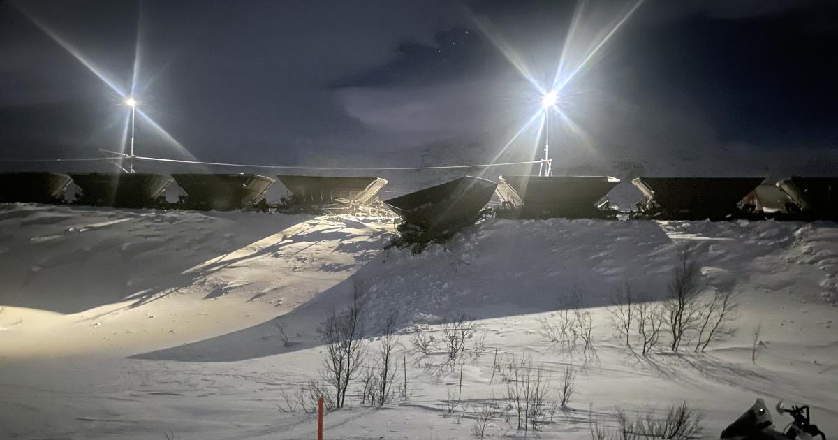 Hard-Packed Snow on the Track Contributed to the Latest Iron Ore Line ...
