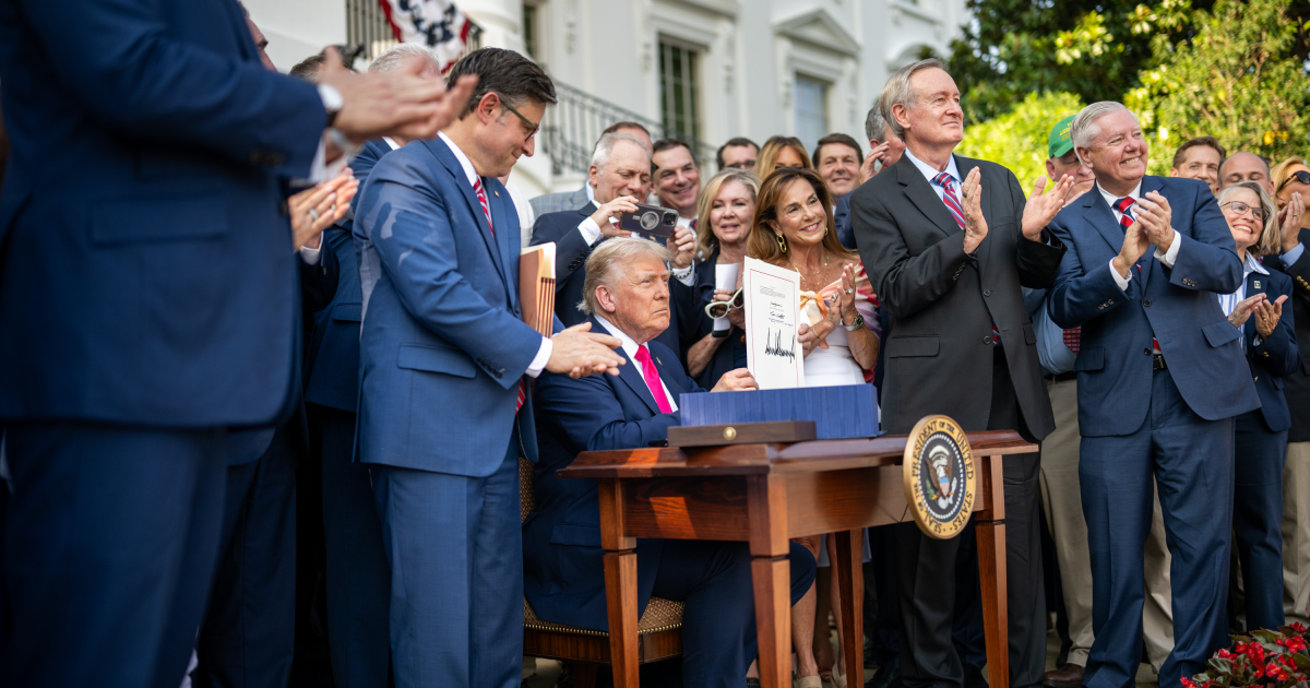 ARCUS Shuts Down, Highlights Dire Situation for US Arctic Researchers