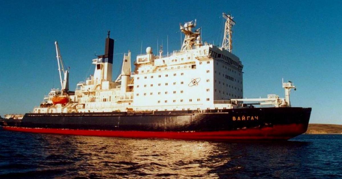 Quick winter transit of Northern Sea Route by Russian icebreaker