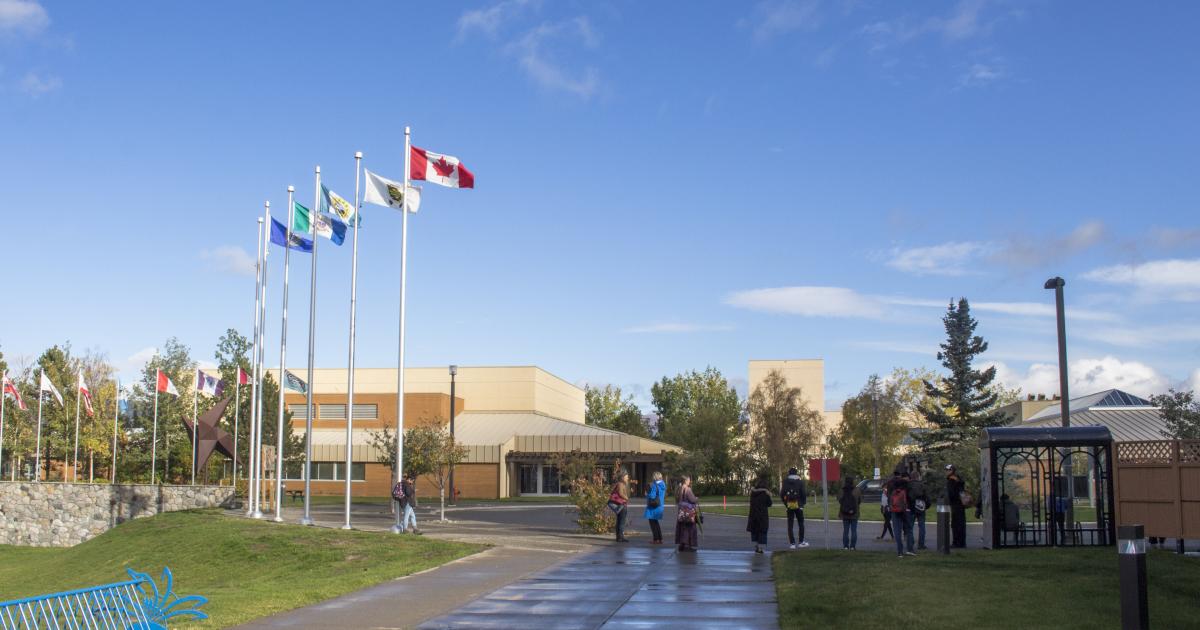 Canada: New Indigenous governance degree program off to promising start